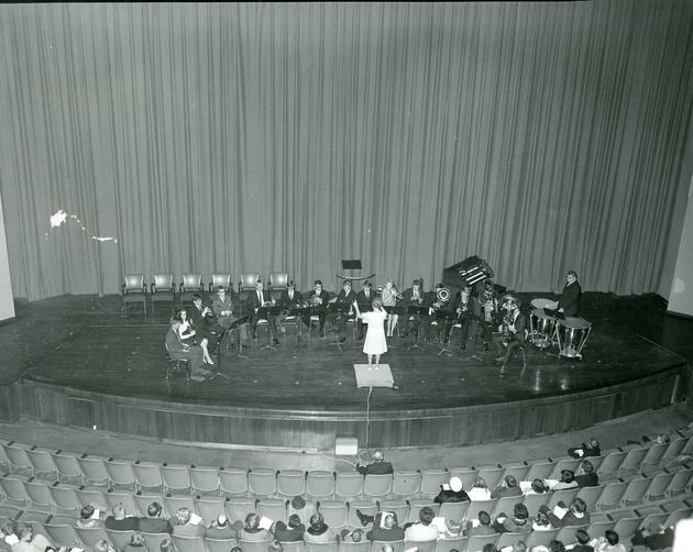 Browning Center celebrates 50 years of performances – Deseret News