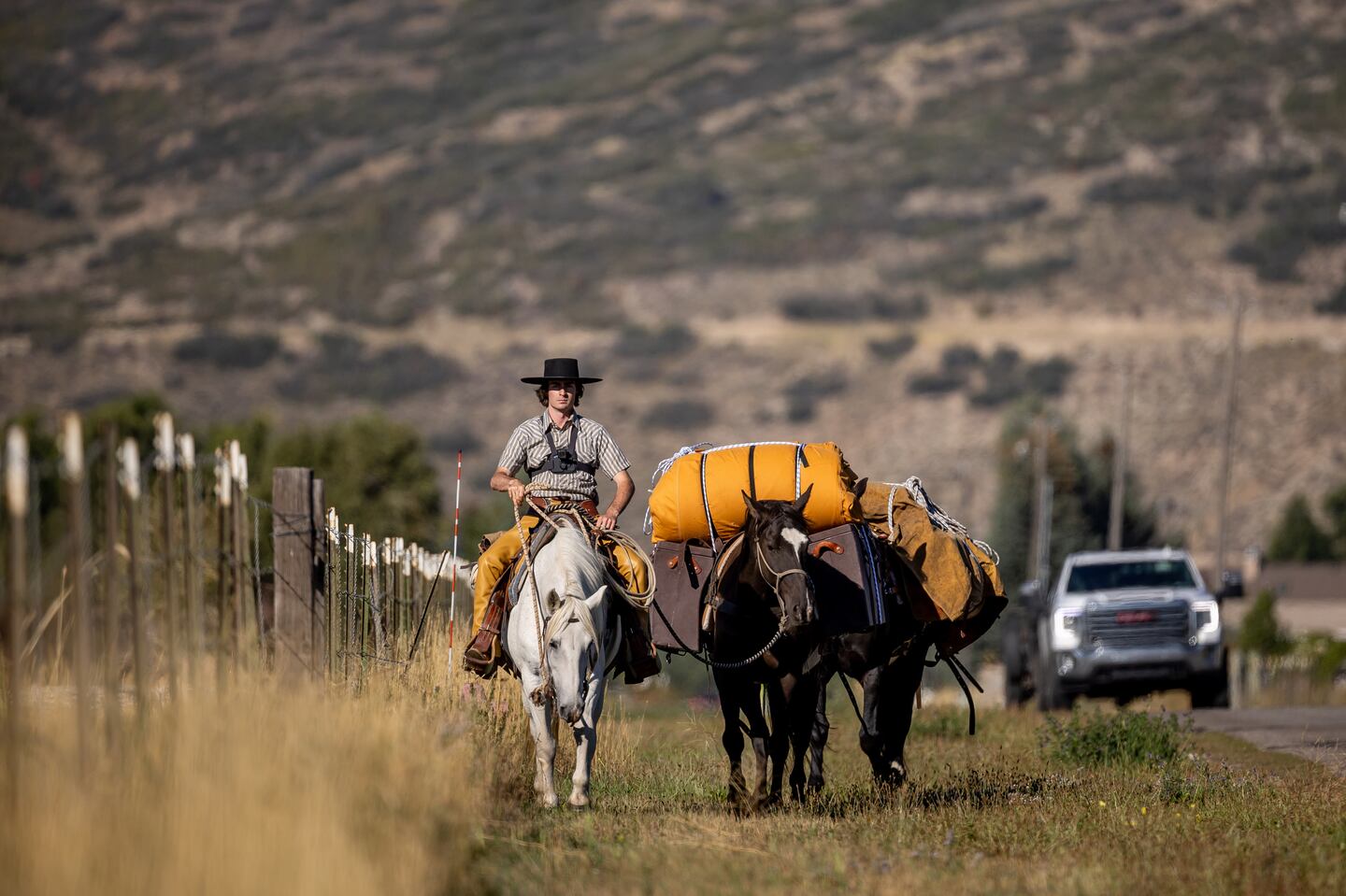 Why this Utah horseman is riding 3 mustangs across the U.S. and back ...