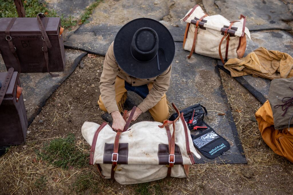 Why this Utah horseman is riding 3 mustangs across the U.S. and back ...