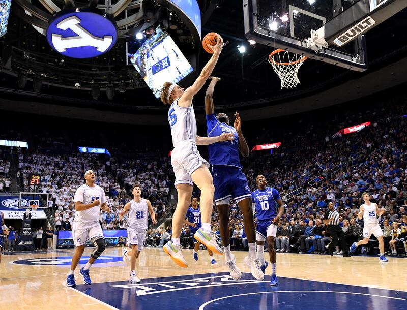 BYU basketball: Meet super sub Richie Saunders, BYU’s Renaissance man ...