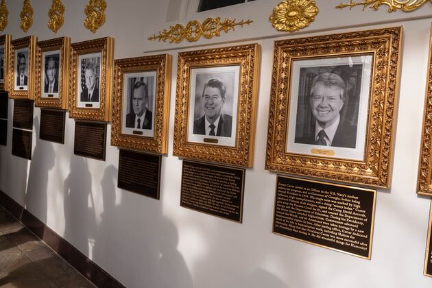 What's on the White House's new Presidential Walk of Fame plaques ...