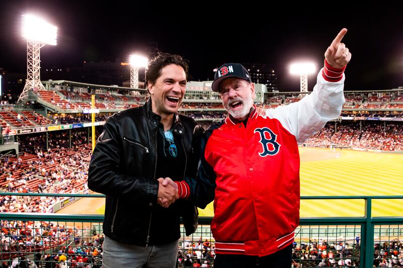 ‘A Beautiful Noise’ on Broadway: Who is replacing Will Swenson as Neil ...