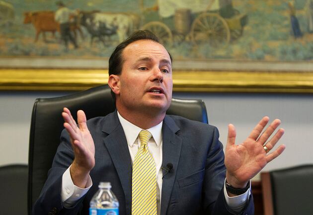 Utah Sen. Mike Lee’s private texts complicate his public statements ...