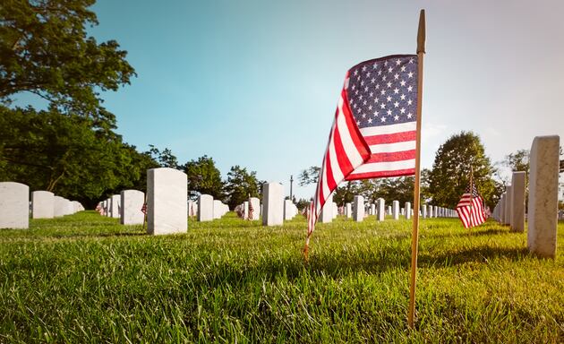 On 100th birthday, WWII vet Carl Spurlin Dekel talks sacrifice, America ...