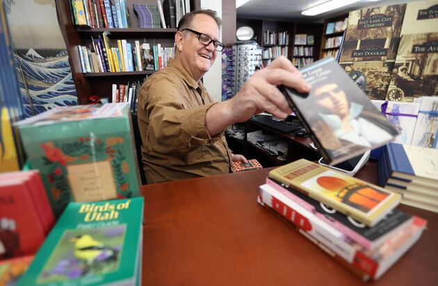 Richard Frost has kept the family bookstore open through thick and thin ...