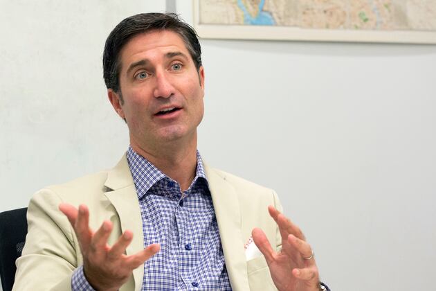 How did Chipotle CEO respond to the smaller portions controversy ...