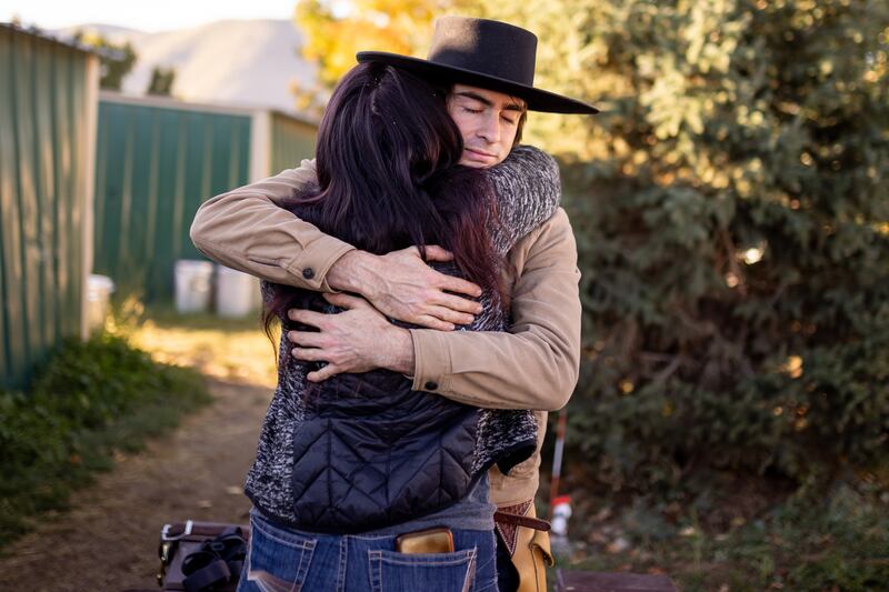 Why this Utah horseman is riding 3 mustangs across the U.S. and back ...