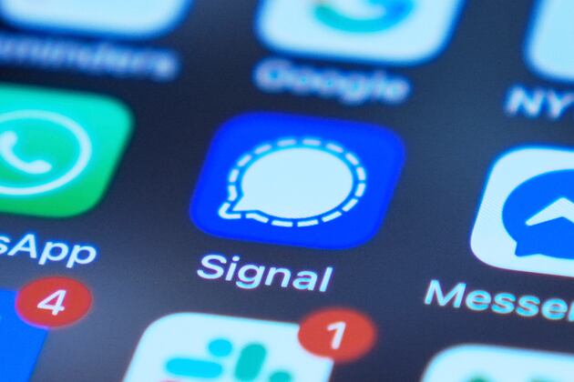 Senators call for a full investigation into Signal group chat on ...
