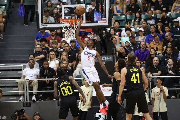 Sold-out crowd makes Hawaiian NBA preseason game feel like the real ...